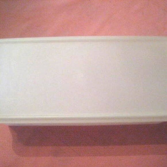 Tupperware | Kitchen | Tupperware Bread Keeper Bread Storage Box 4 ...